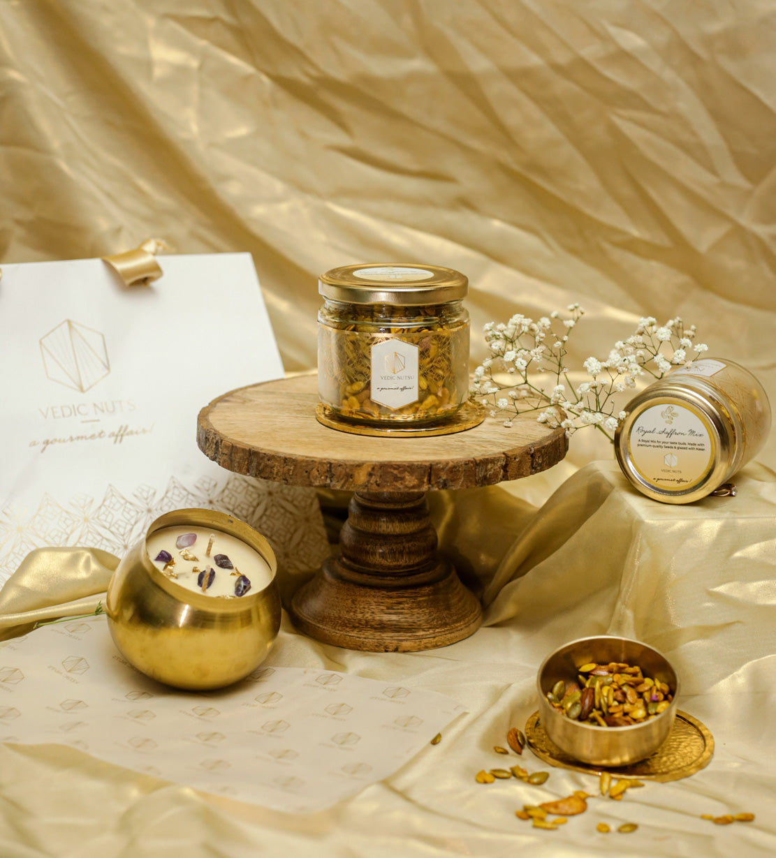 Saffron Trail Mix – Vedic Nuts