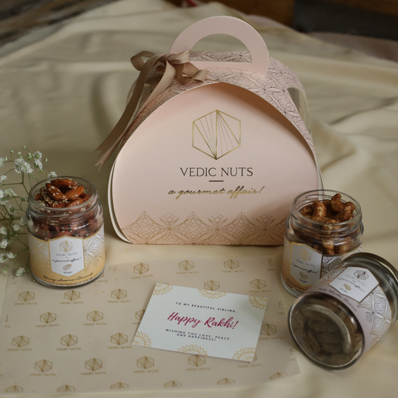 Pastel Folding Hamper (Set of 3 Jars: 100gms each) – Vedic Nuts